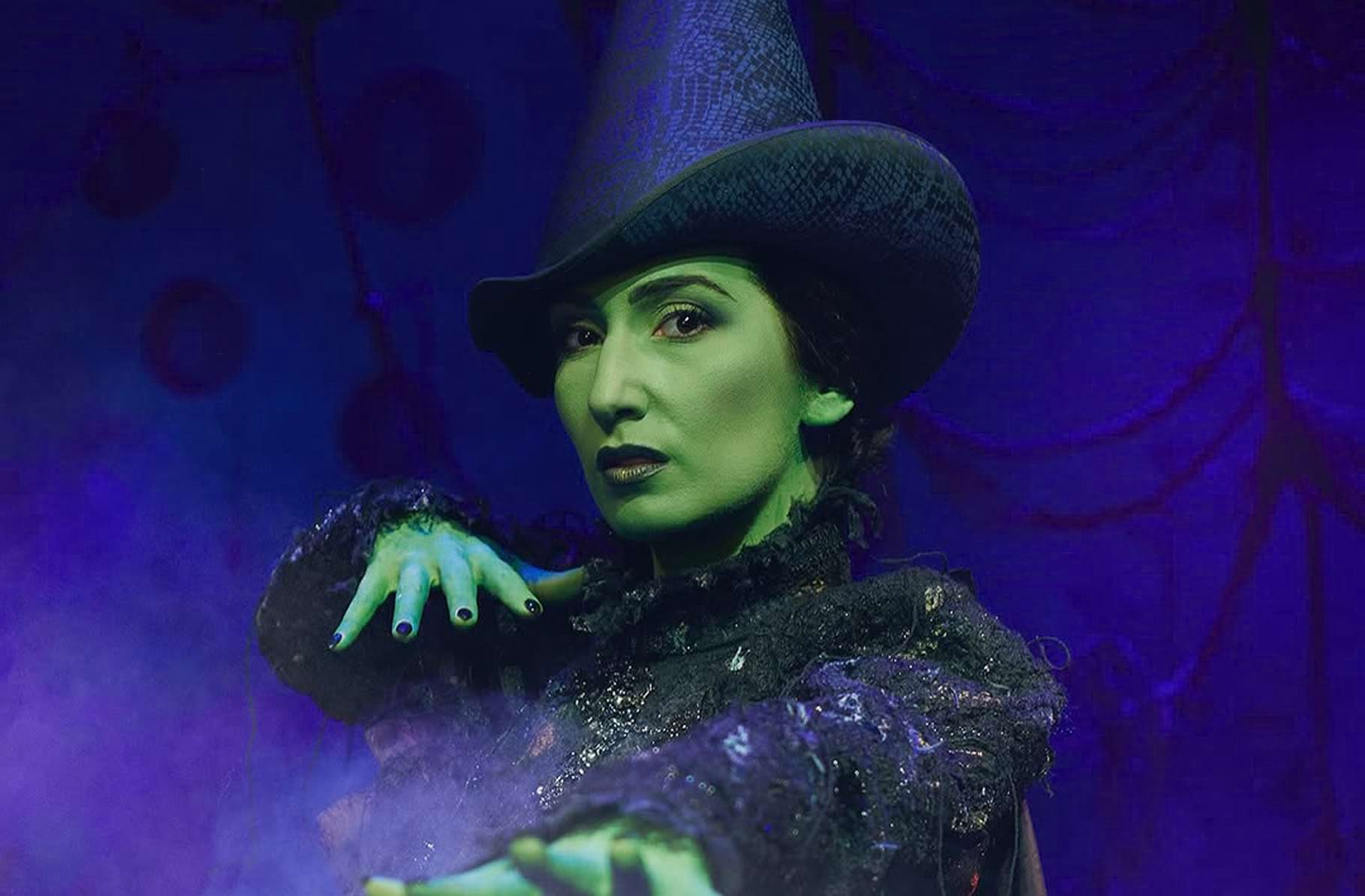 Shows This Weekend in London: Tickets, Info, Reviews, Videos and more