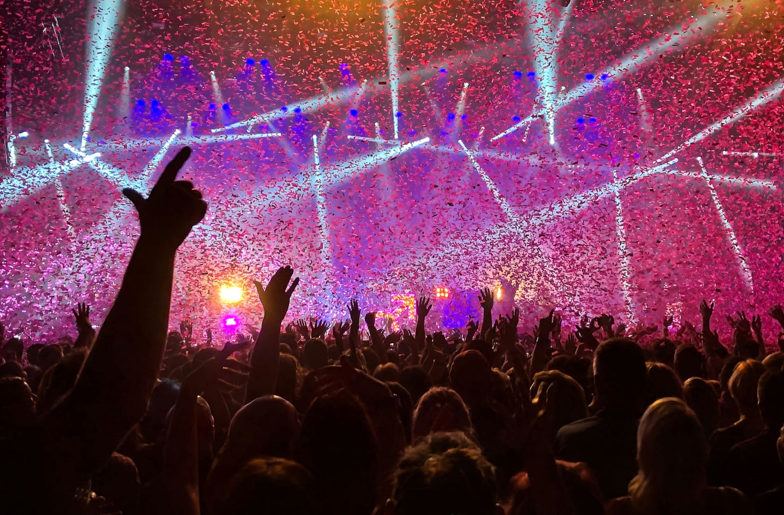 Shows This Weekend in Los Angeles: Tickets, Info, Reviews, Videos and more